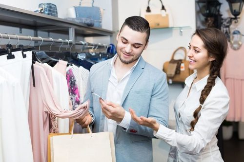 Sale Associate là gì? Cơ hội làm giàu từ nghề Sale Associate